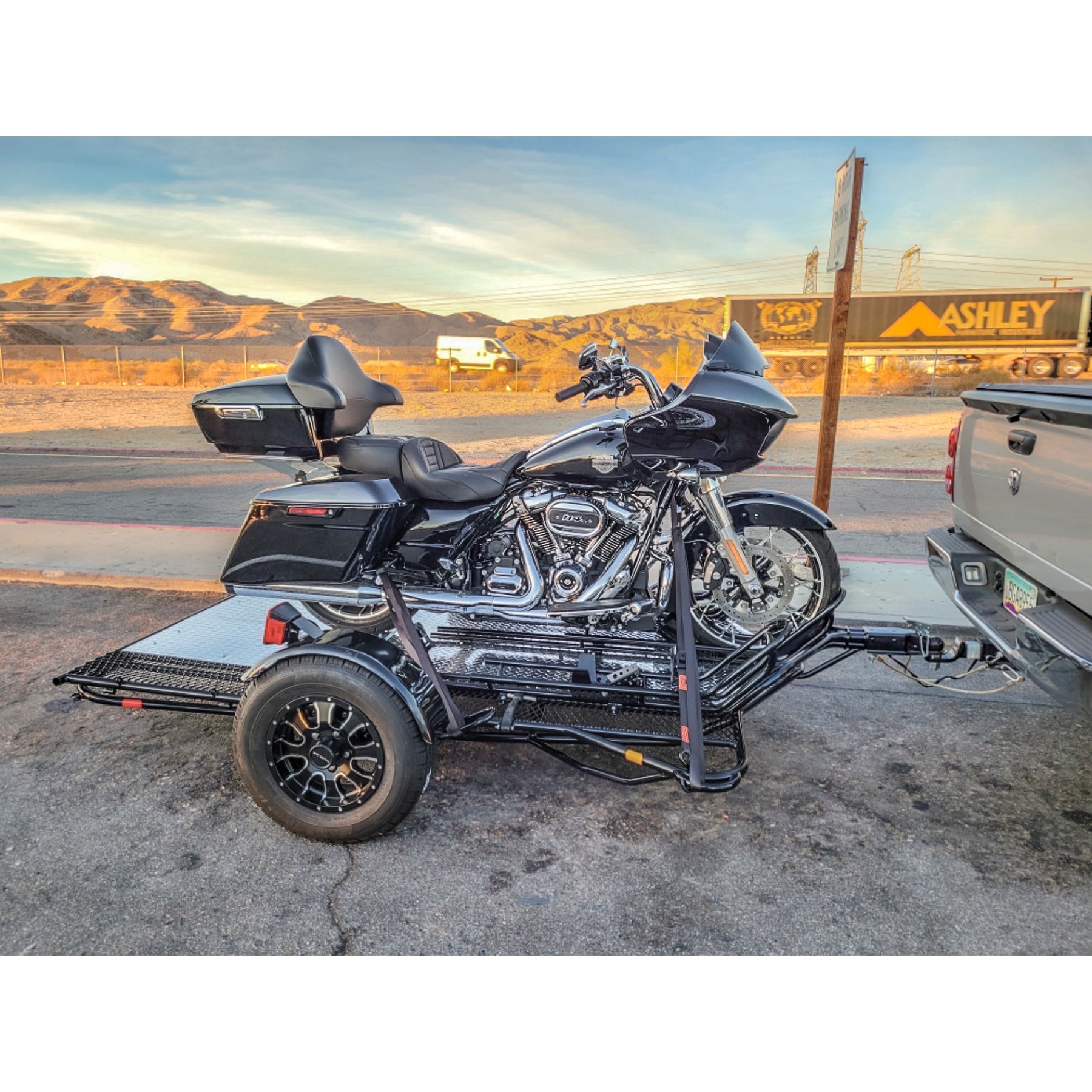 Premium Stand Up Motorcycle Trailer – Tow Smart Trailers