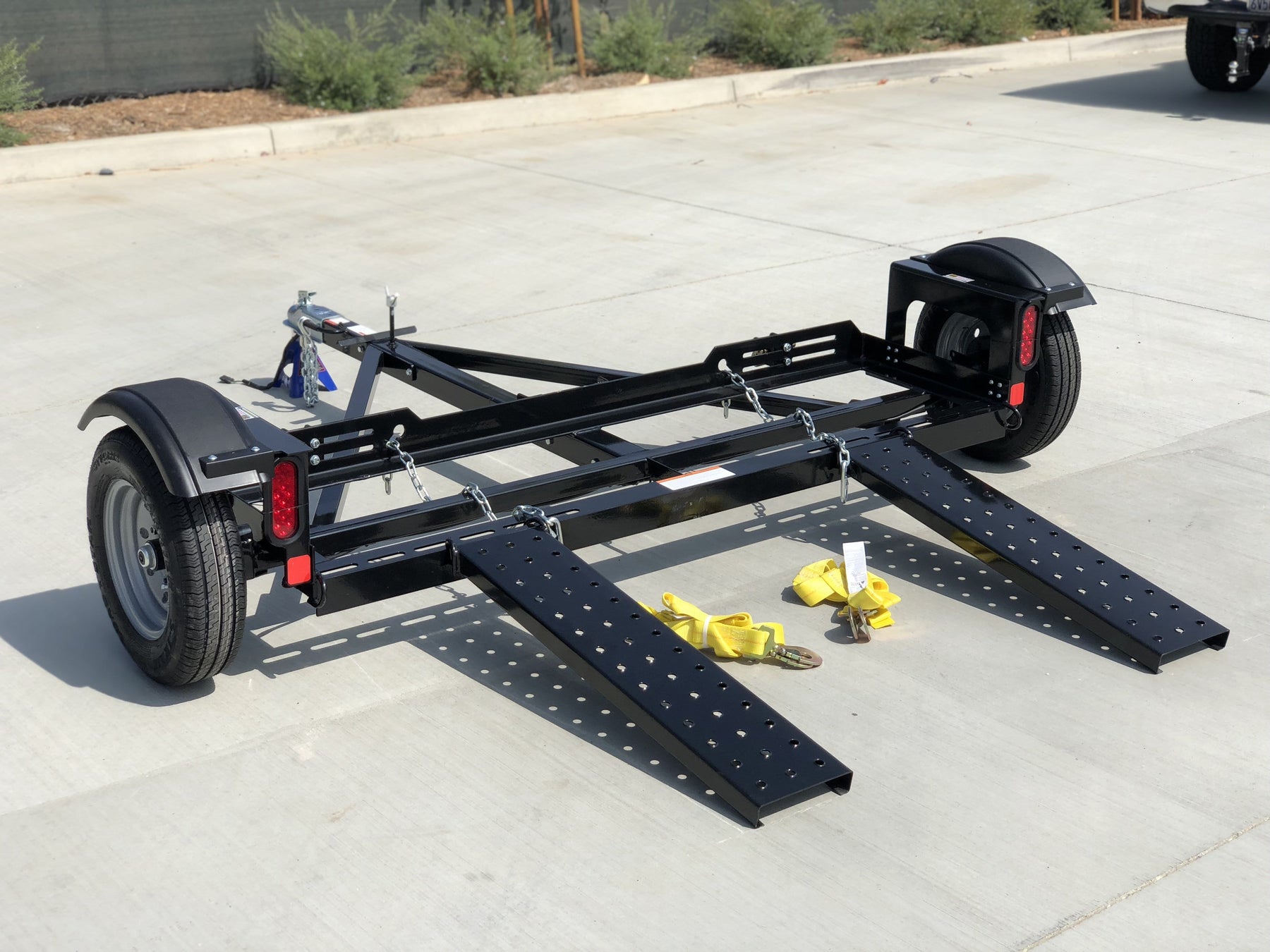 Stand-Up EZ Haul Tow Dolly | Compact Vertical Storage – Tow Smart Trailers